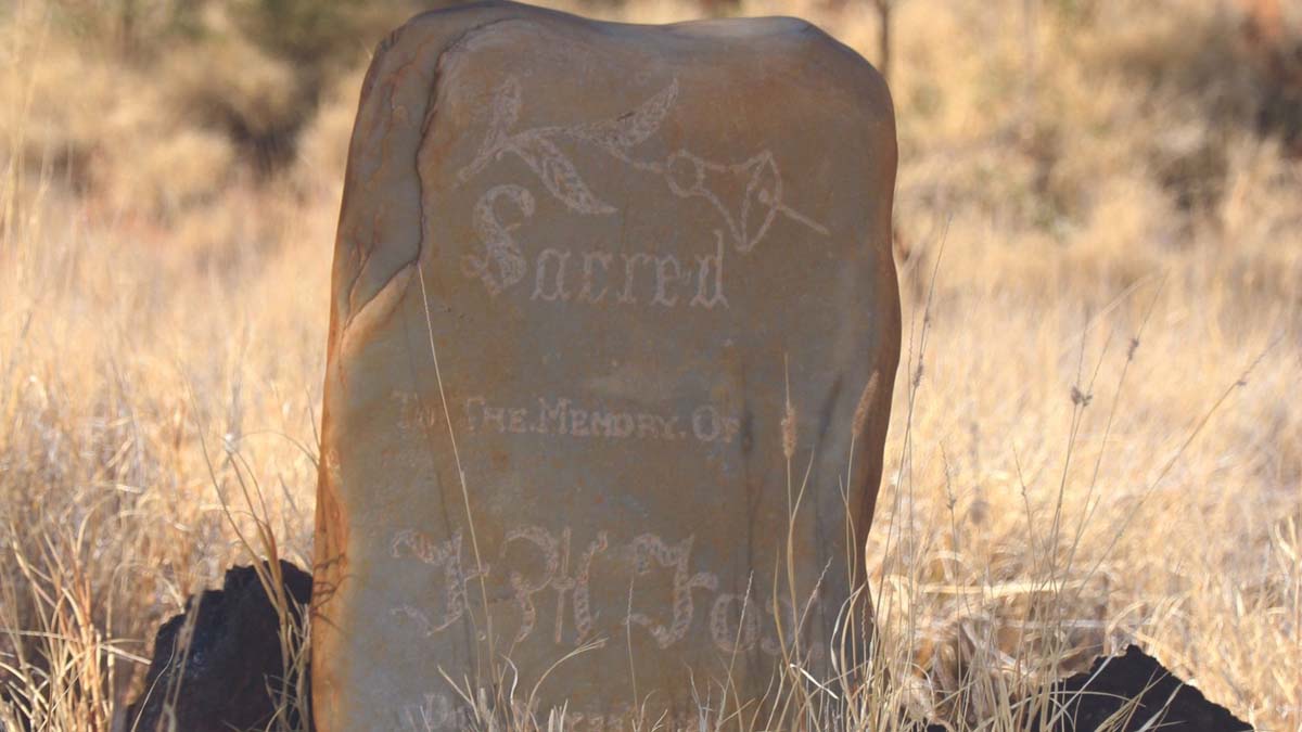 Ruby Gap & Glen Annie Gorge Walk (16km) - Ruby Gap Nature Park, NT